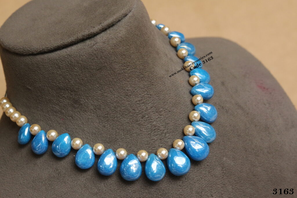 Drop shape beads with sarvoski pearl – Moksha Accessories