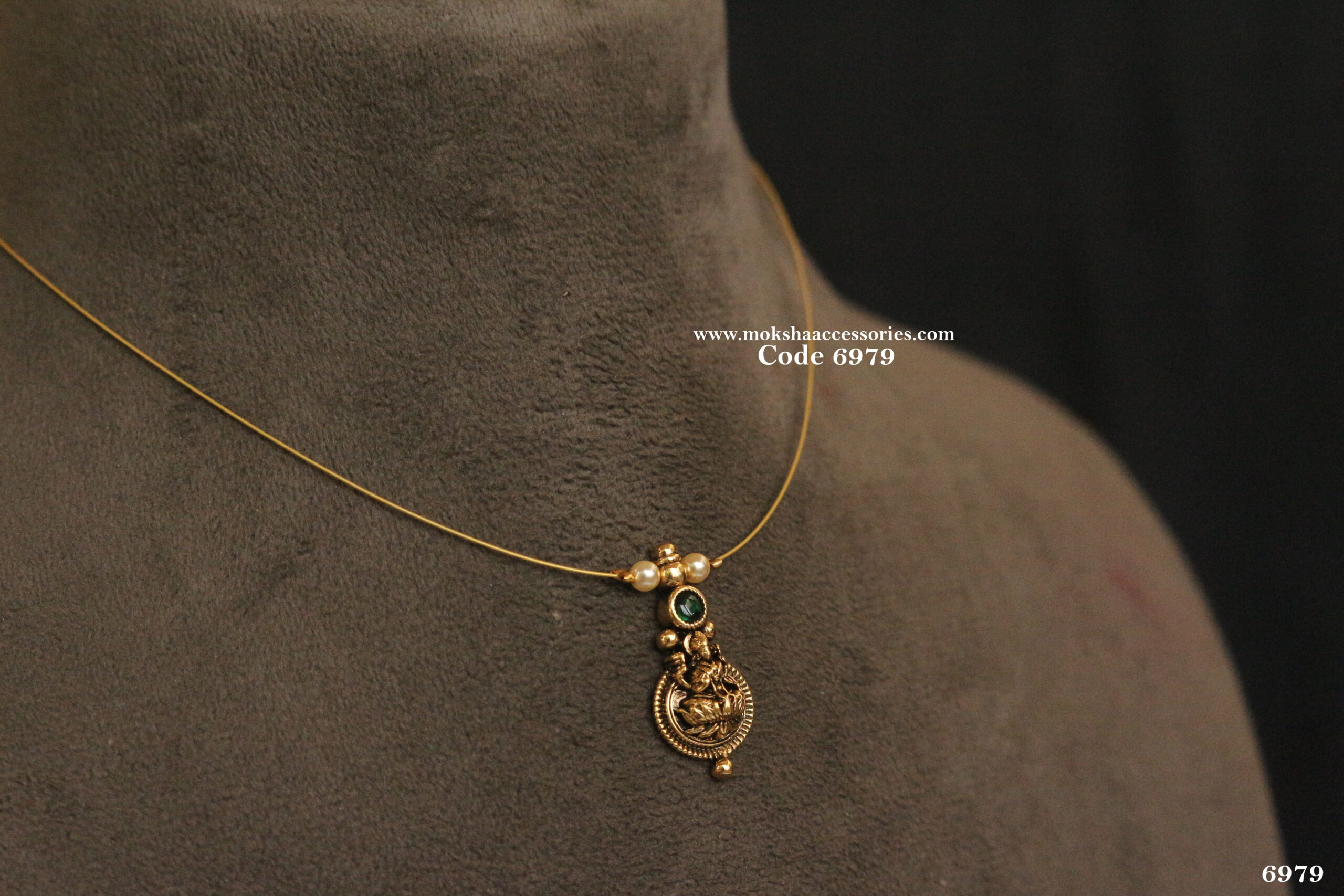 Invisible chain with kasu pendant – Moksha Accessories